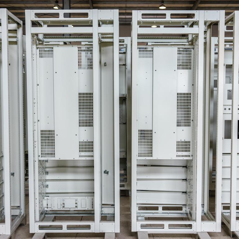 Conductive powder coating: ESD agent for durability and color